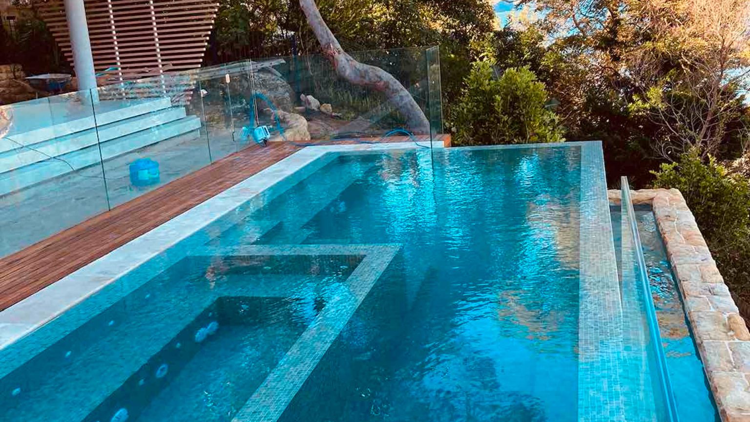 Swimming Pool Tiling Sydney | Pool Renovations, Repair, Resurfacing ...