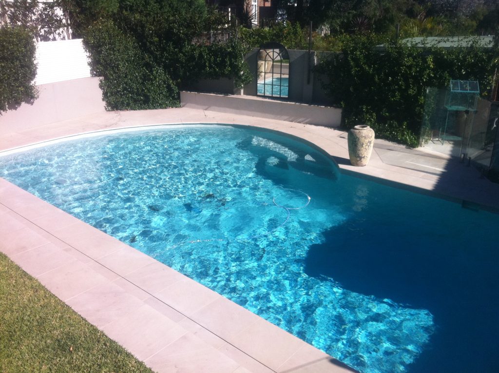 Mediterranean style pool, Mosman - Sydney Absolute Swimming Pool Tiling